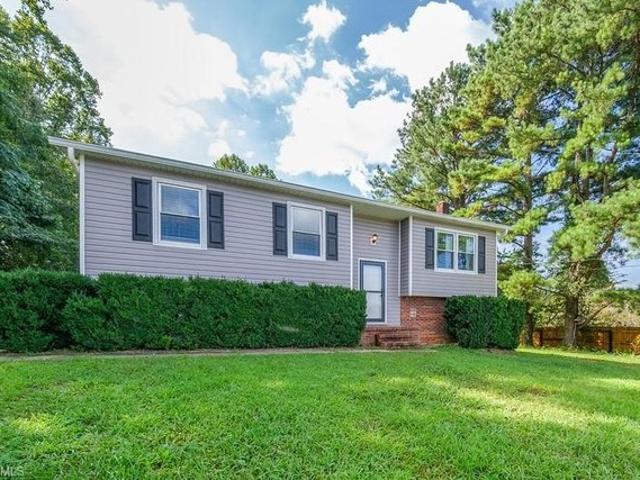 181 White Pines Country Clb Rd, Mount Airy, NC 27030