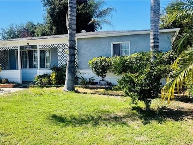 18240 Hartland St, Reseda, CA 91335