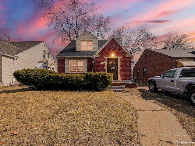 18242 Mendota St, Detroit, MI 48221