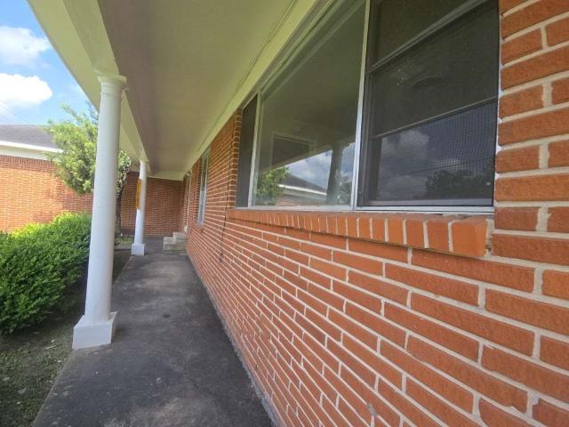1824 Magnolia St, Liberty, TX 77575 | MLS #55961