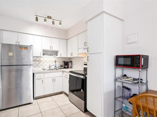 1824 Monroe St, Unit 10, Hollywood, FL 33020 | MLS #A11999 | Compass