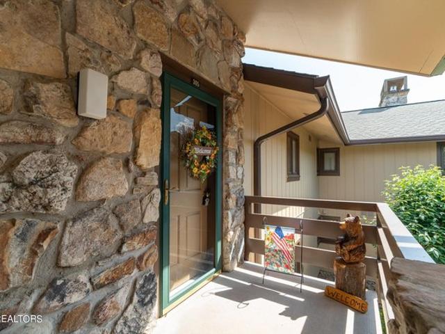 1824 Oriole Rd Apt 305, Gatlinburg, TN 37738