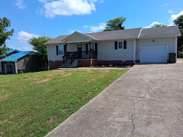 1824 Carneal Ln, Oak Grove, KY 42262