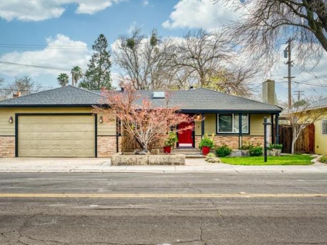 1824 College Ave, Modesto, CA 95350
