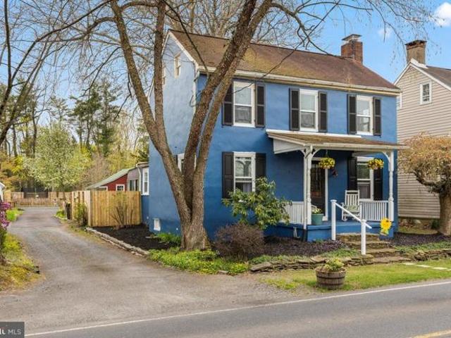 1824 Forest Grove Rd, New Hope, PA 18938