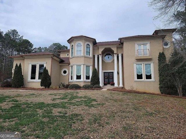 1824 Gateway Dr, Loganville, GA 30052