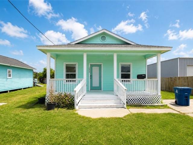 1824 Highway 35 S, Rockport, TX 78382