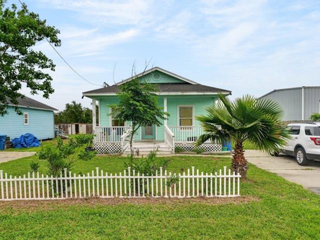 1824 Highway 35 S, Rockport, TX 78382