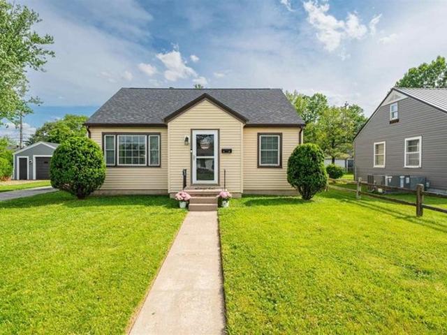 1824 Sunset Dr, Owensboro, KY 42301