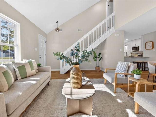1824 Slalom DR