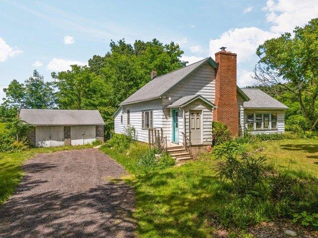 18250 Bush Rd, Chelsea, MI 48118