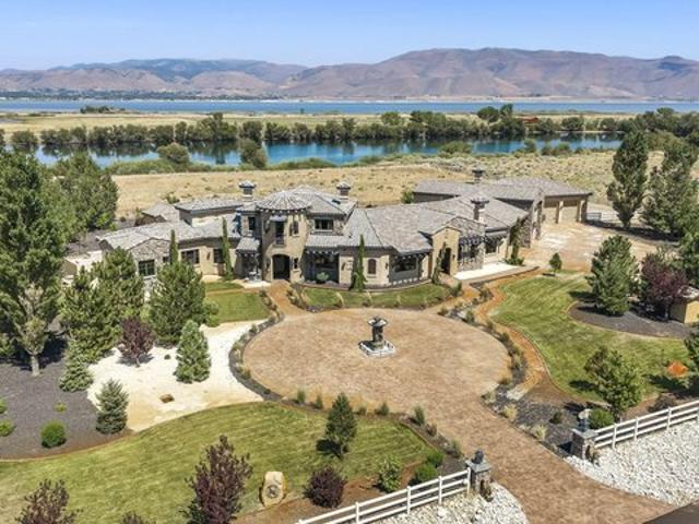 18250 Lake Vista Rd, Washoe Valley, NV 89704