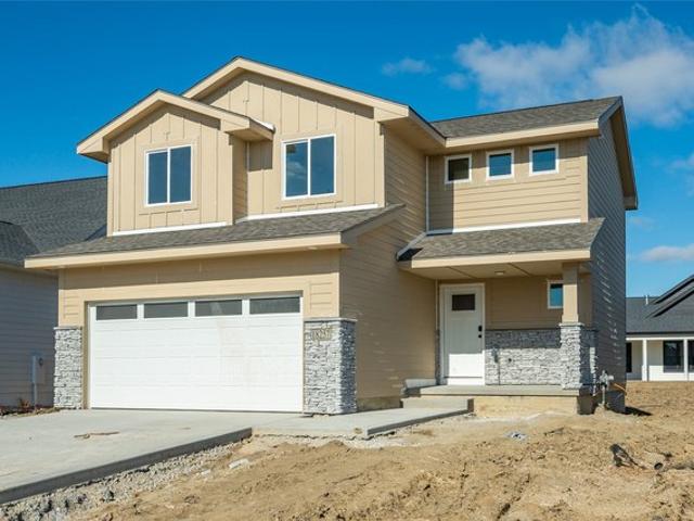 18257 Alpine Dr, Clive, IA 50325