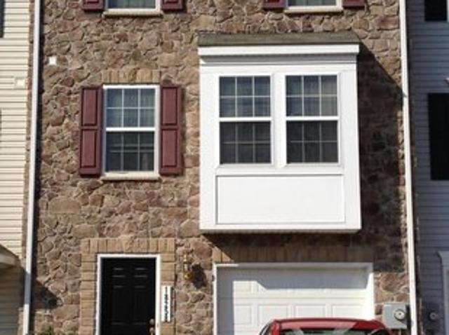 18258 Roy Croft Dr, Hagerstown, MD 21740