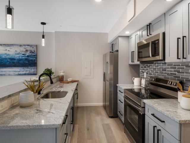 1825 Callowhill Street # 610