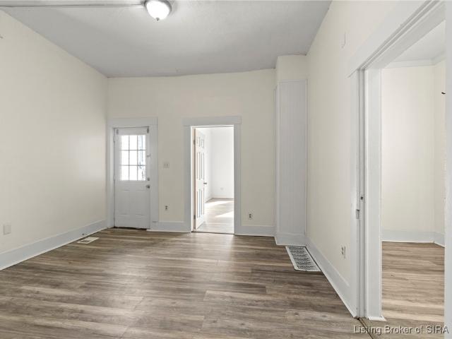 1825 Center St, New Albany, IN 47150 | Compass