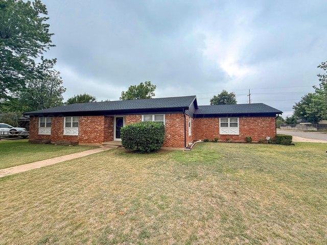 1825 Evergreen St, Pampa, TX 79065