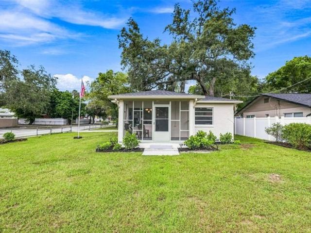 1825 E Hanna Ave, Tampa, FL 33610