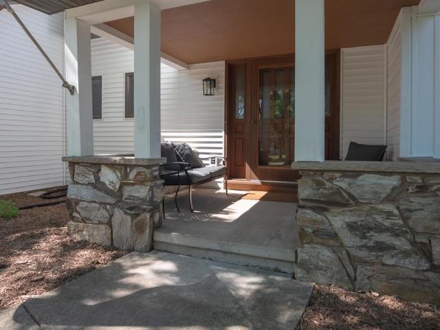 1825 EAGLE Drive