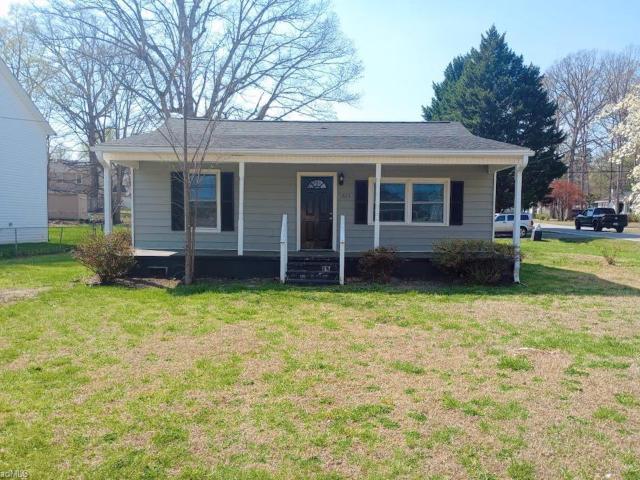 1825 Glenside Dr, Greensboro, NC 27405 | MLS #1214 | Compass