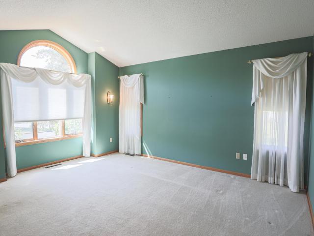 1825 Golf View Drive