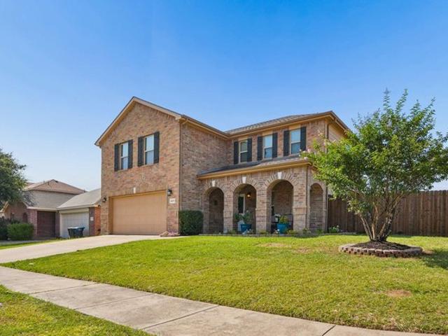 1825 Lynnwood Hills Dr, Fort Worth, TX 76112