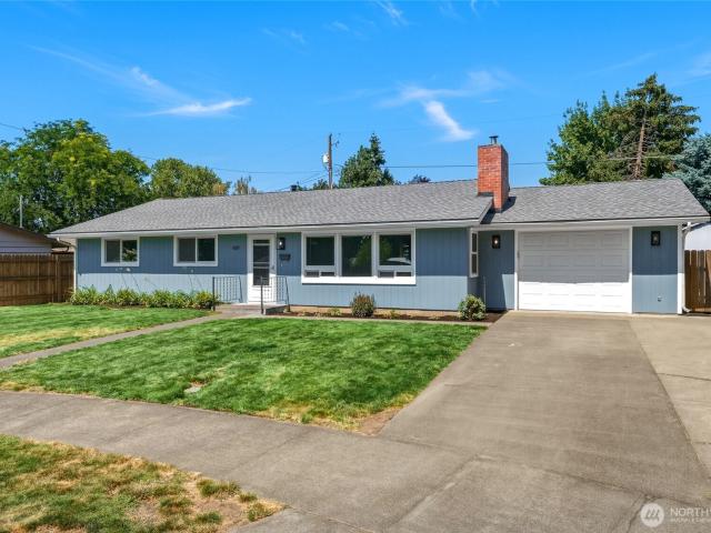 1825 Leonard Drive