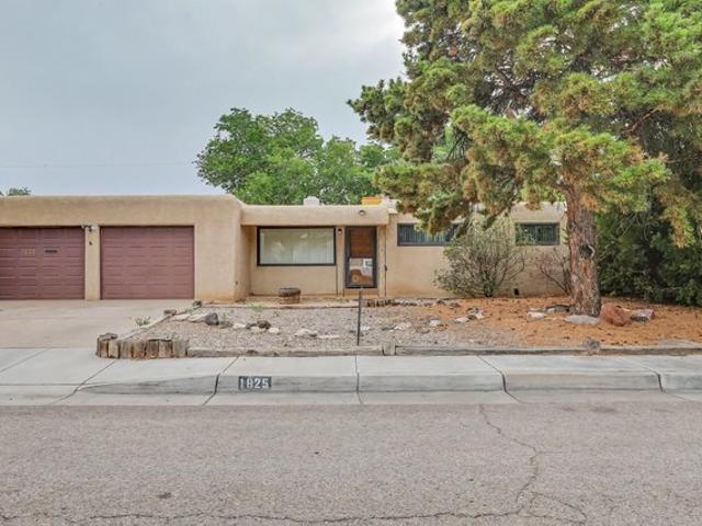 1825 Propps St NE, Albuquerque, NM 87112
