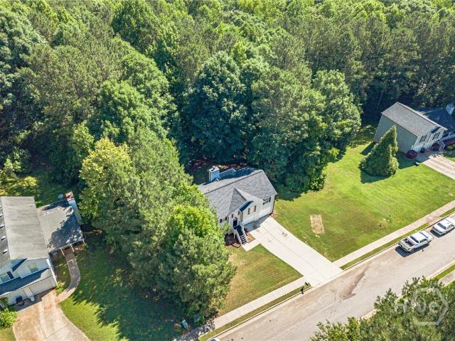 1825 River Run Road
