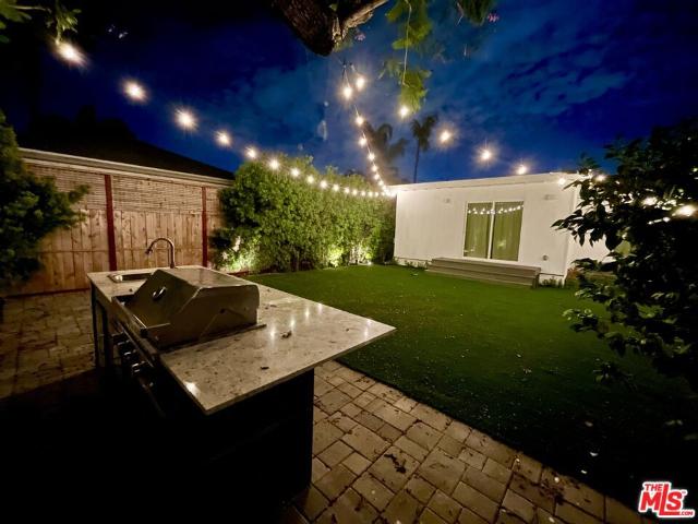 1825 Stearns Drive