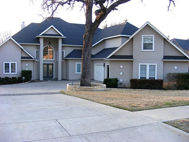 1825 Spinnaker Ln, Azle, TX 76020