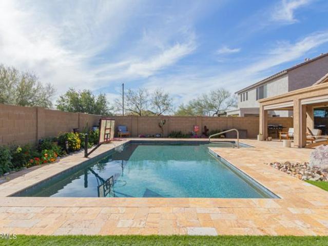 1825 W Straight Arrow Ln, Phoenix, AZ 85085
