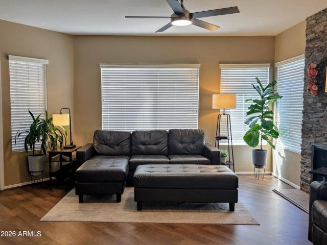 1825 W Ray Road # 2124