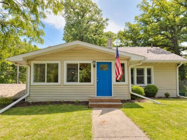 1825 24th Dr, Des Moines, IA 50310