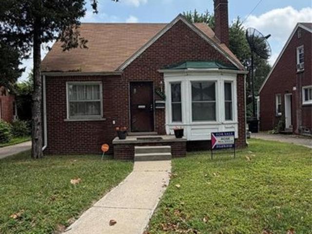 18260 Strathmoor St, Detroit, MI 48235
