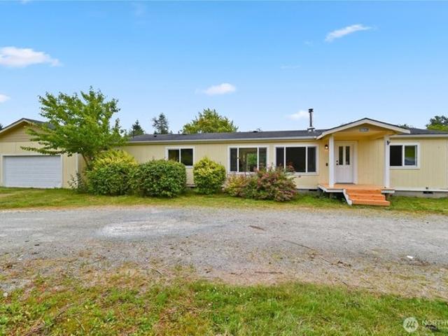 18268 Colony Rd, Bow, WA 98232