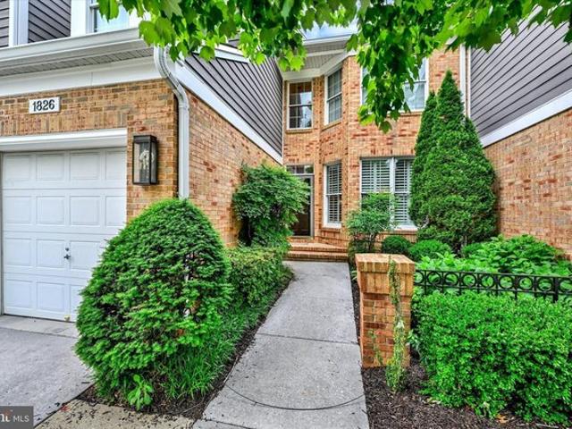 1826 Courtyard Cir Unit 1826, Baltimore, MD 21208