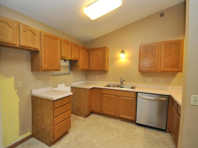 1826 Deerhaven Lane NE # 15