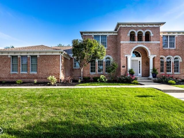 1826 Fairmount St, Carmel, IN 46032