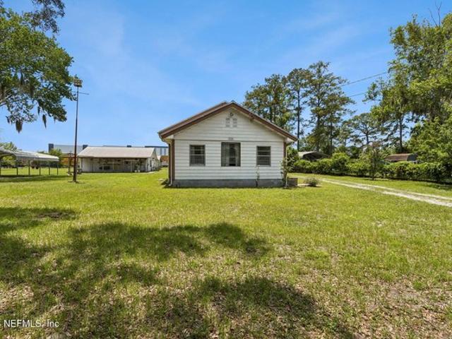 1826 Faye Rd, Jacksonville, FL 32218