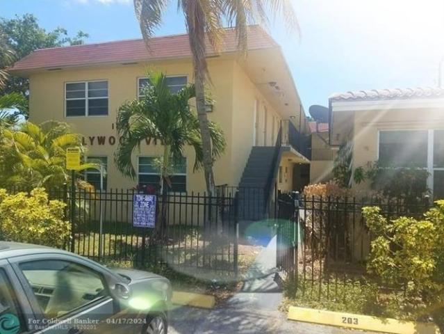 1826 Johnson St #205, Hollywood, FL 33020