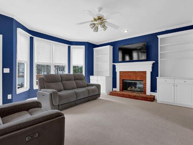 1826 Lone Oak Court