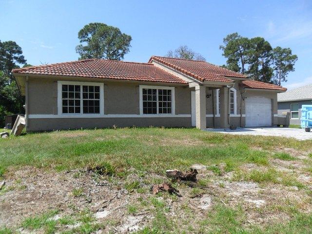1826 SW Del Rio Blvd, Port Saint Lucie, FL 34953