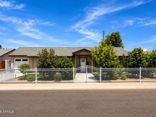 1826 W Oraibi Dr, Phoenix, AZ 85027