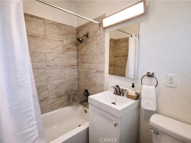 1826 W Sallie 7