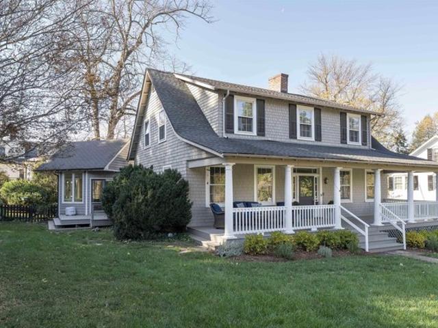 1826 Wayside Pl, Charlottesville, VA 22903