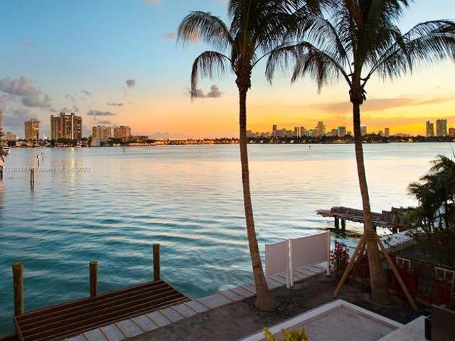 1826 23rd St W, Miami Beach, FL 33140
