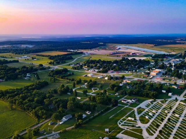 18270 N Highway B, Wheatland, MO 65779