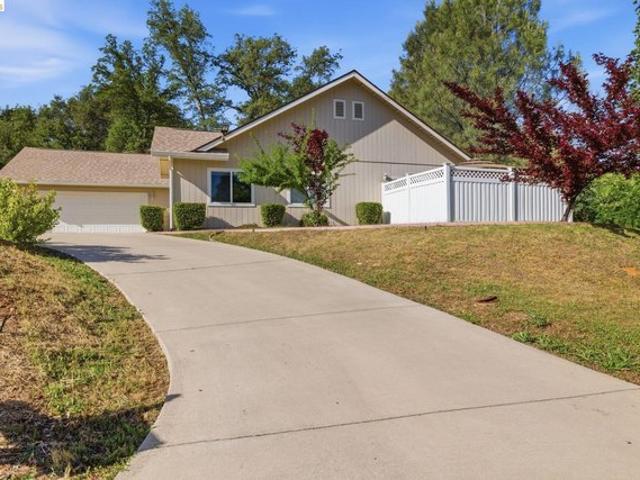18272 Cara Ln, Jamestown, CA 95327