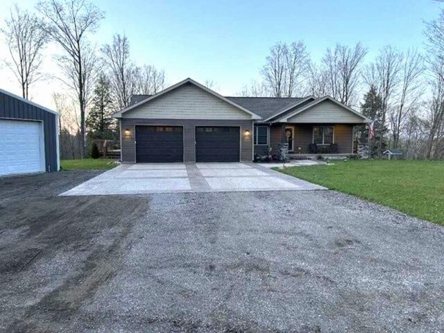 18274 th Ave, Leroy, MI 49655